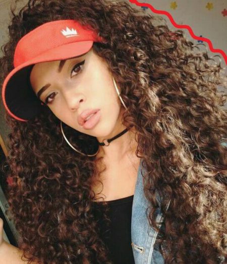 Como usar boné com cabelo cacheado? - Lagel bonés personalizados
